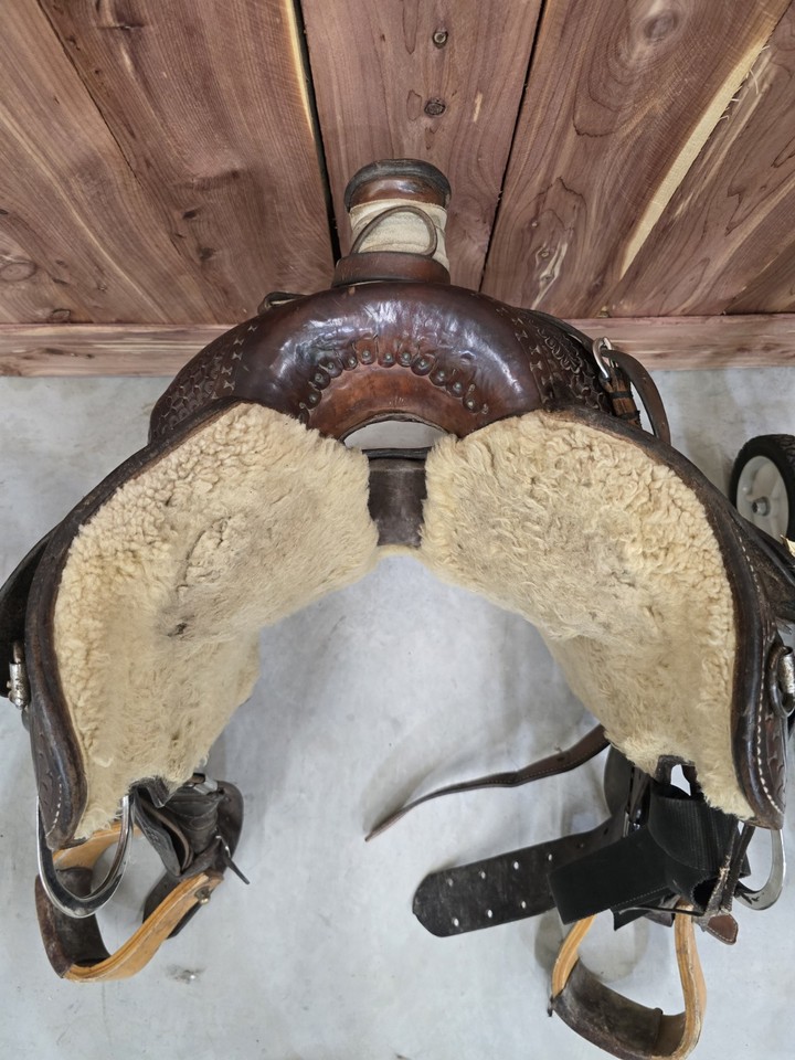 14" Used Cowboy Classic Slick Out Roper Saddle | eBay