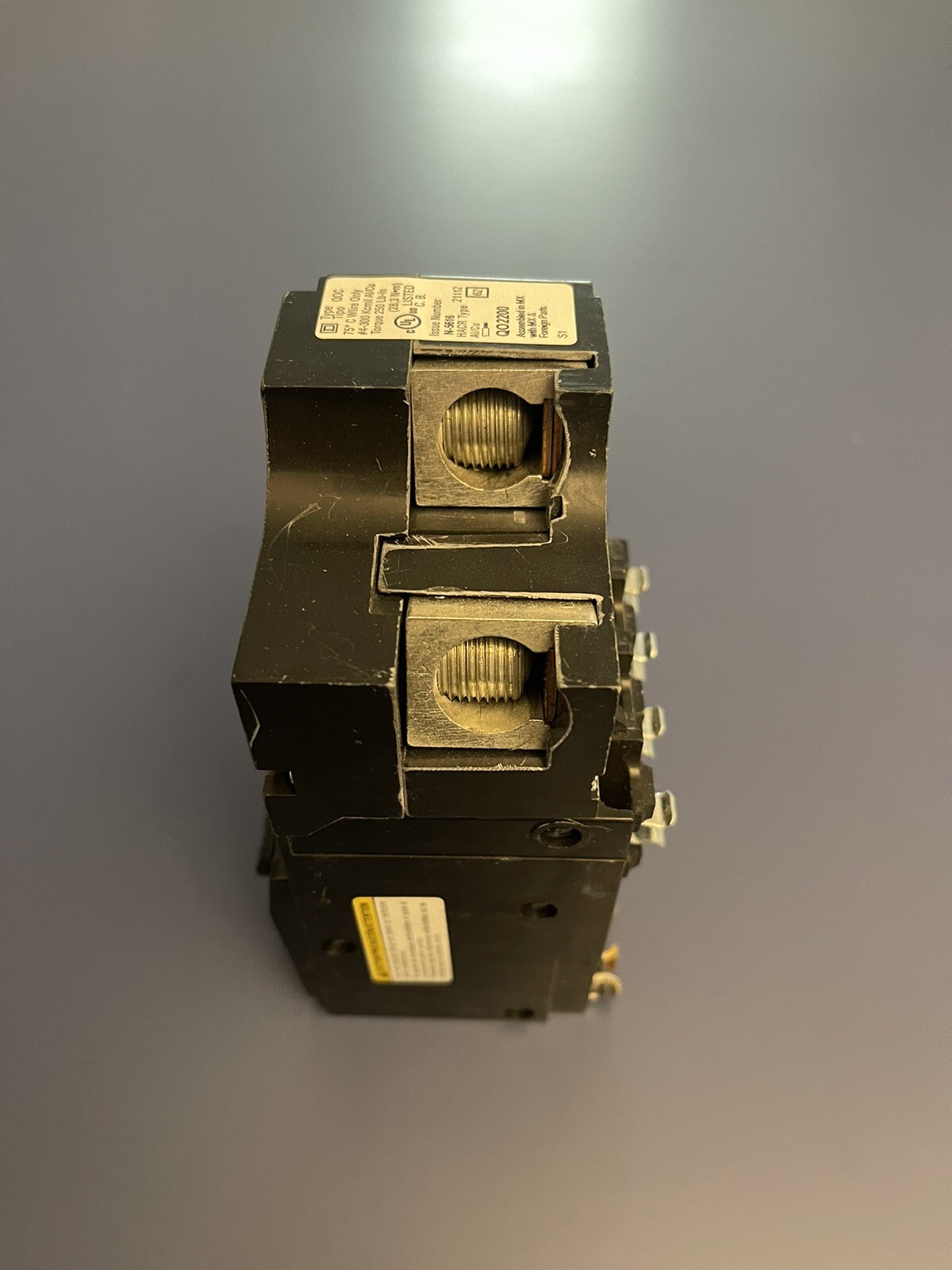 Square D QO2200 Plug-on Circuit Breaker, 2 Poles, 200 AMP, 120/240V, 50 ...