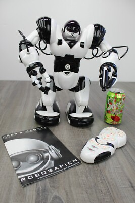Full Size 14" WowWee Robosapien Humanoid Toy Robot Classis With Remote ...