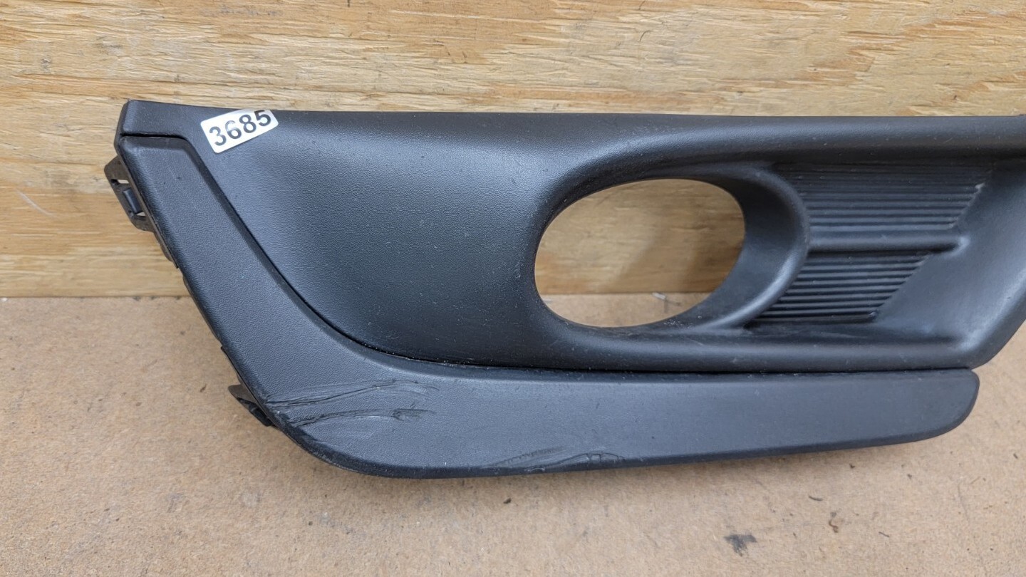 2017-2019 Honda CR-V CRV Front Right Passenger Fog Light Cover 71107 ...