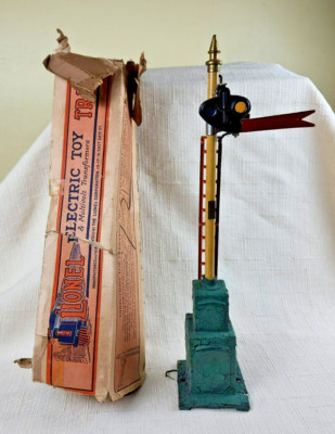 Vintage Lionel Train Semaphore 082 with Original Box, Green Base ...