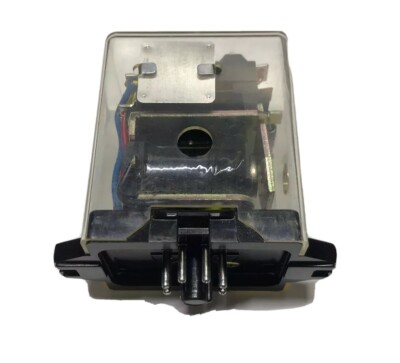 Omron MM2XP-JE 200/220VDC 8 Pin Plug In DC Switching DPDT Relay MM2 X P ...