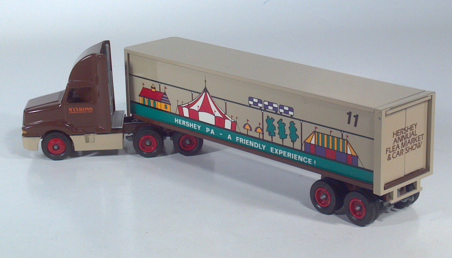 Winross International Semi Truck 10" Diecast Scale Model Hershey PA ...