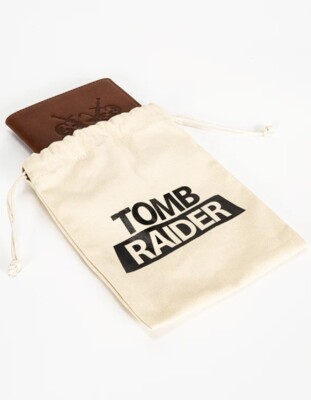 Tomb Raider Lara Croft Passport Leather Folding Wallet Stamped Family ...