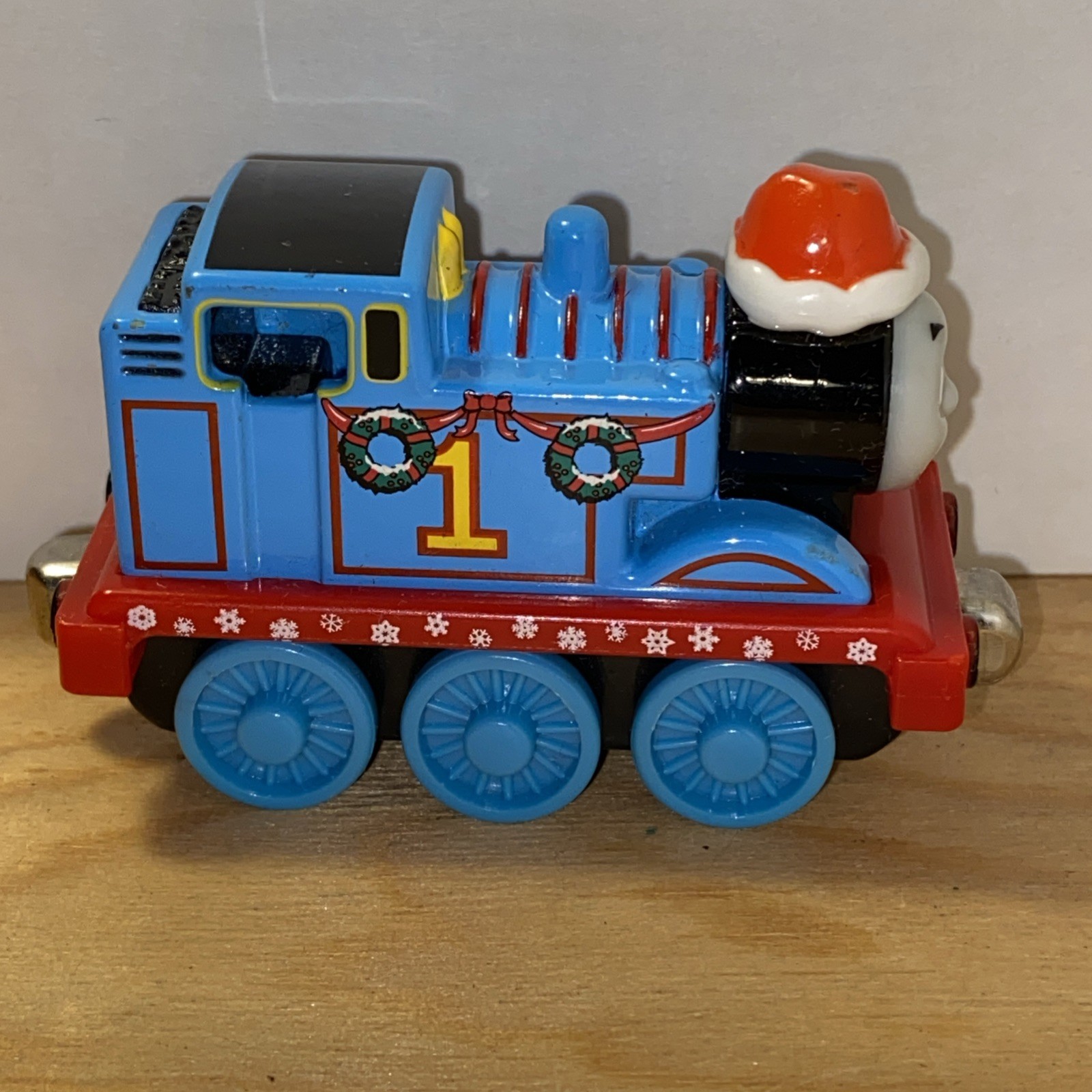 Thomas & Friends - Holiday Thomas - Die Cast Train 2002 | eBay