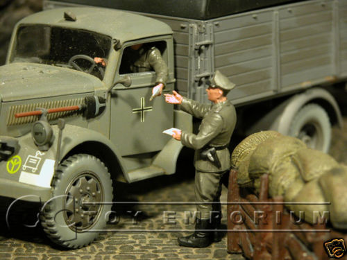 Custom Built 1:35 WWII German "Checking The Papers" Set | eBay