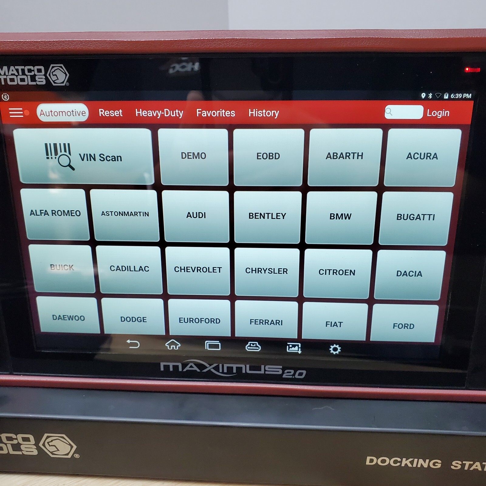 Matco Tools Maximus 2.0 MDMAX2A 10.1" Touchscreen Tablet Car Scan Tool ...