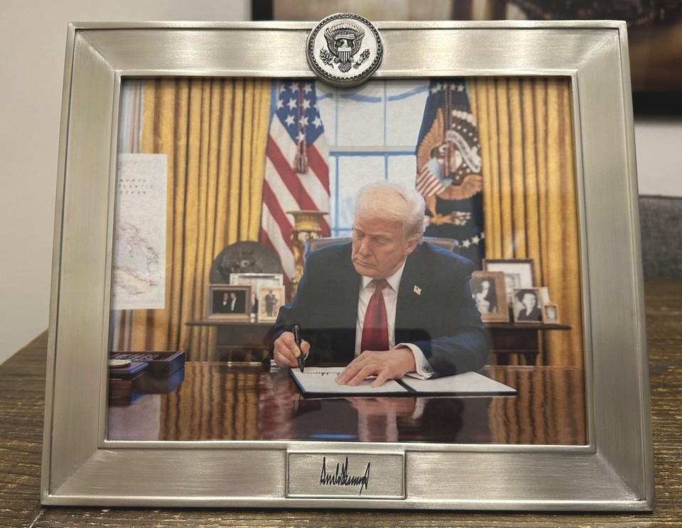 Rare Trump Presidential Seal Pewter 10x12 Frame VIP Collectible | eBay