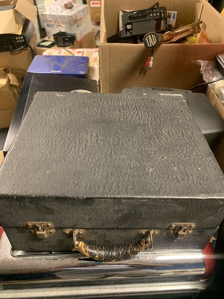 GEIB. Portable Record Player. Hand Crank. 78 RPM. Chicago, IL. | eBay