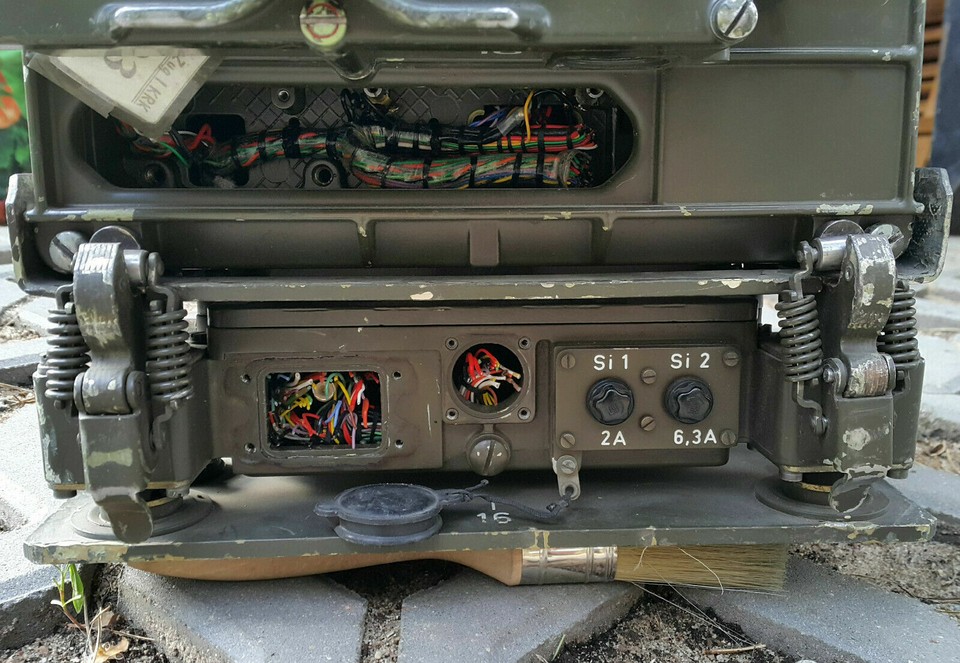 SEM25 Vehicular Military Radio Transceiver Receiver German Army Nato ...