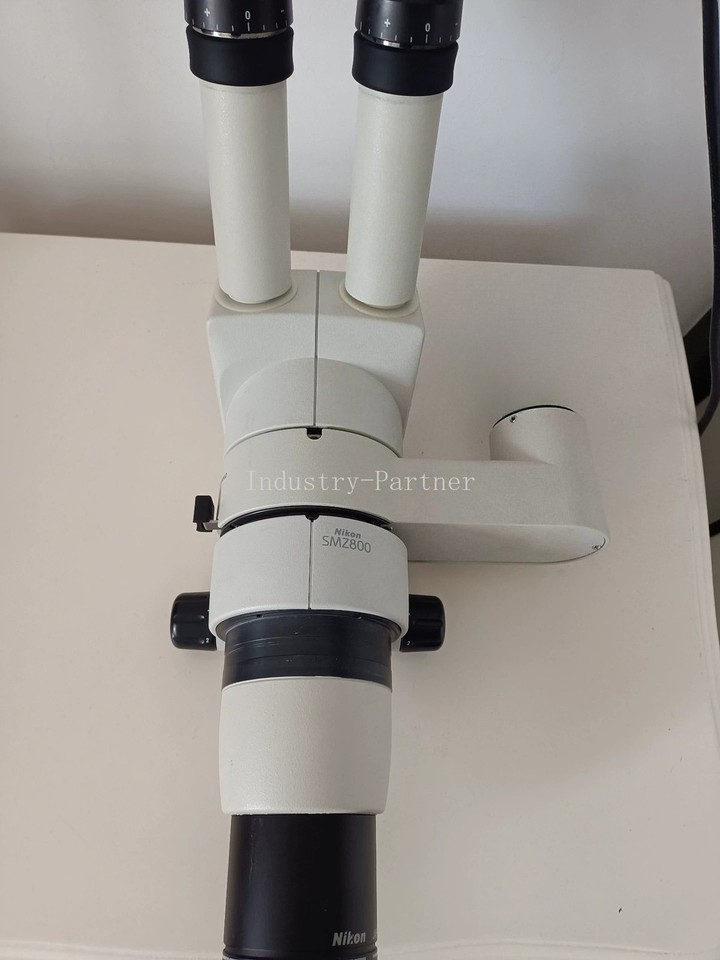 Nikon SMZ800 Trinocular Stereo Microscope w/ C-W 10XB/20 Eyepiece/ 1x ...