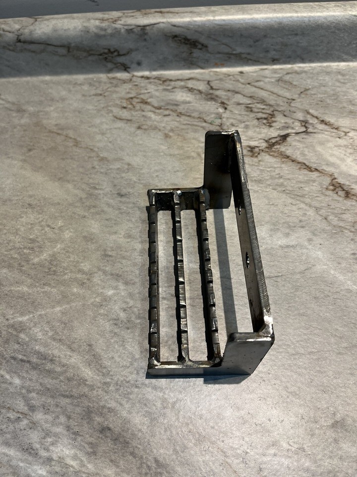 RWM Universal Brand New Bolt-On 8"drop step Raw Steel Step 1/4" Thick ...