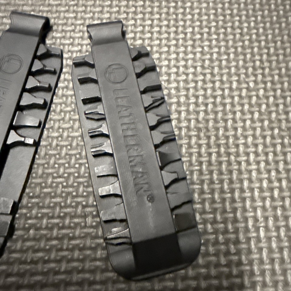 Leatherman Bit Kit 60 Driver Bits - Wave arc alpha Charge Skeletool ...