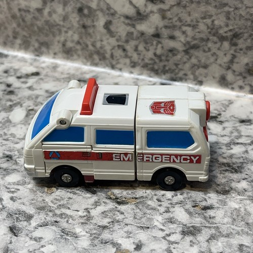 VTG Emergency Ambulance 1986 G1 Transformers Protectobot Takara Hasbro ...