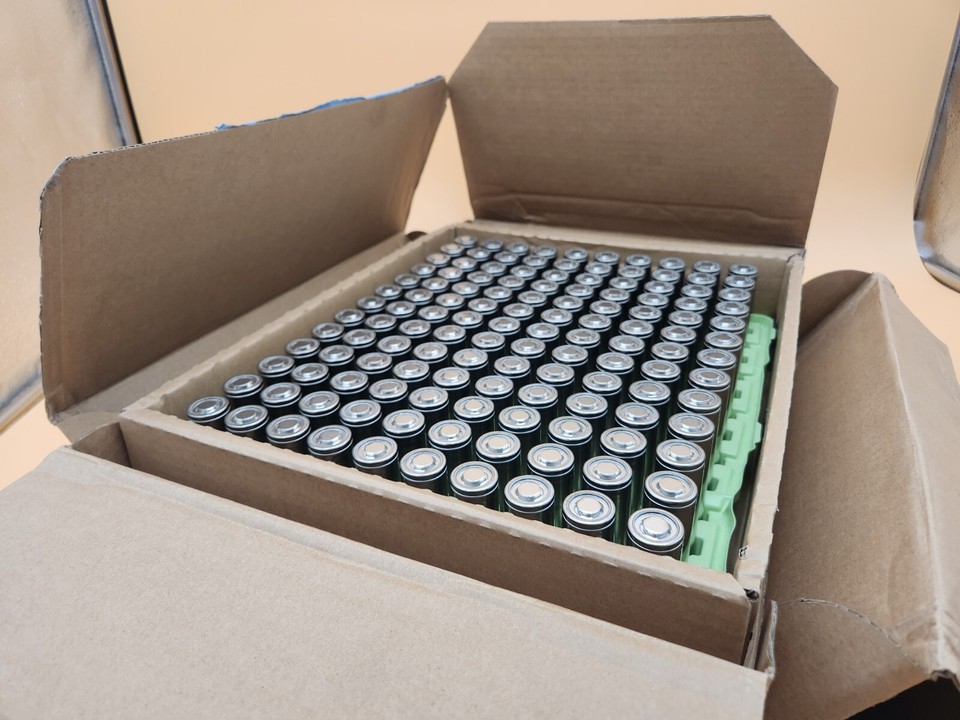 Case of Genuine Samsung / N50E 4900 mAh Batteries / 130 Count ...