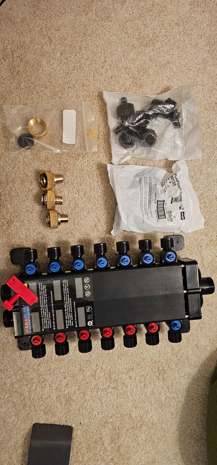 Viega 50250 18-Port (8 Hot/10 Cold) 1/2" ManaBloc - w/ Port Adapters ...