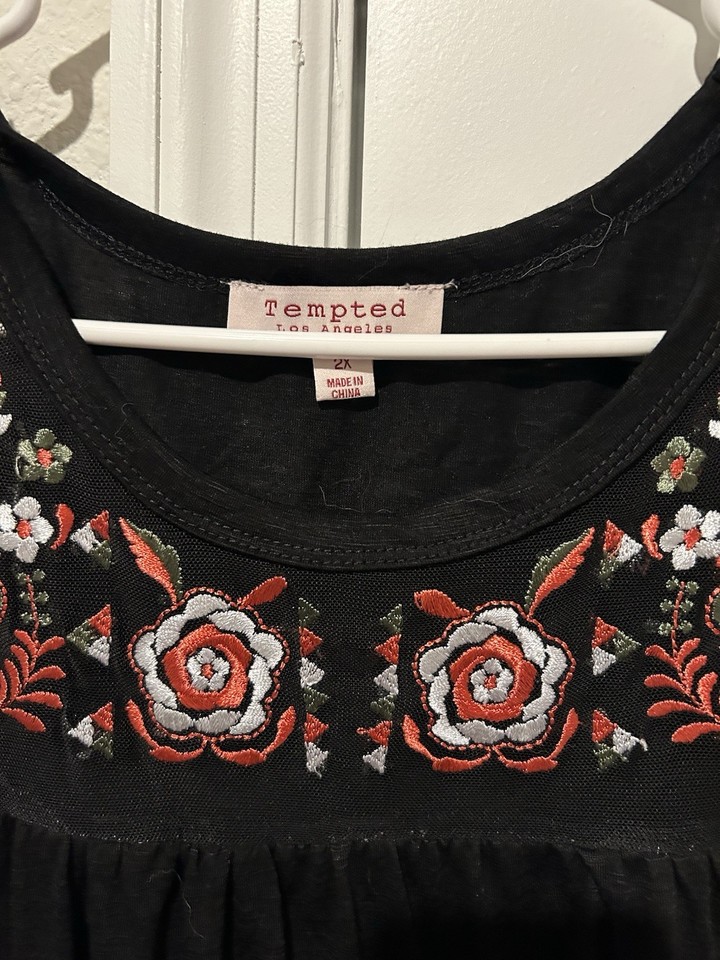 Tempted Women’s Size 2X VERY NICE Black with Floral Embroidery. Very ...