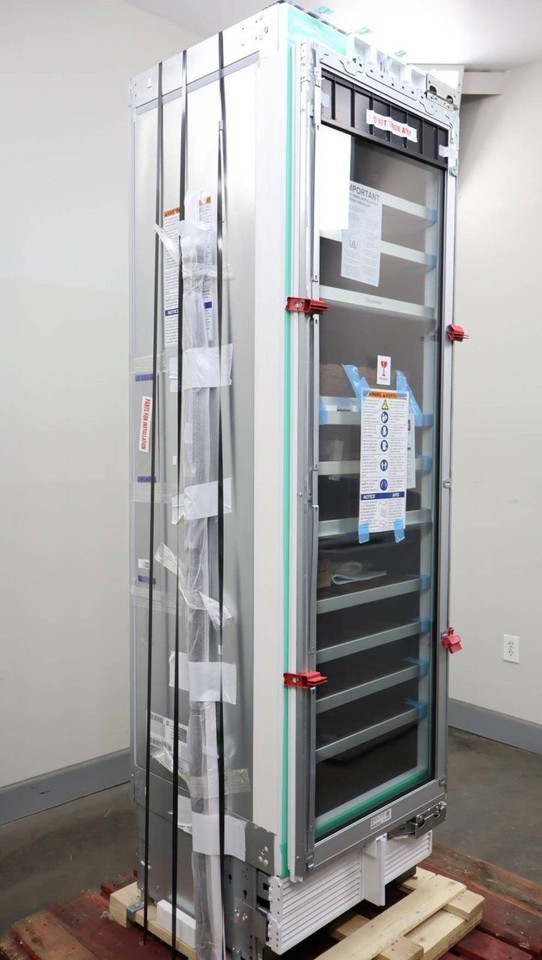 Thermador 24" Smart Built-In Triple Zone Freedom Series Wine Cooler ...