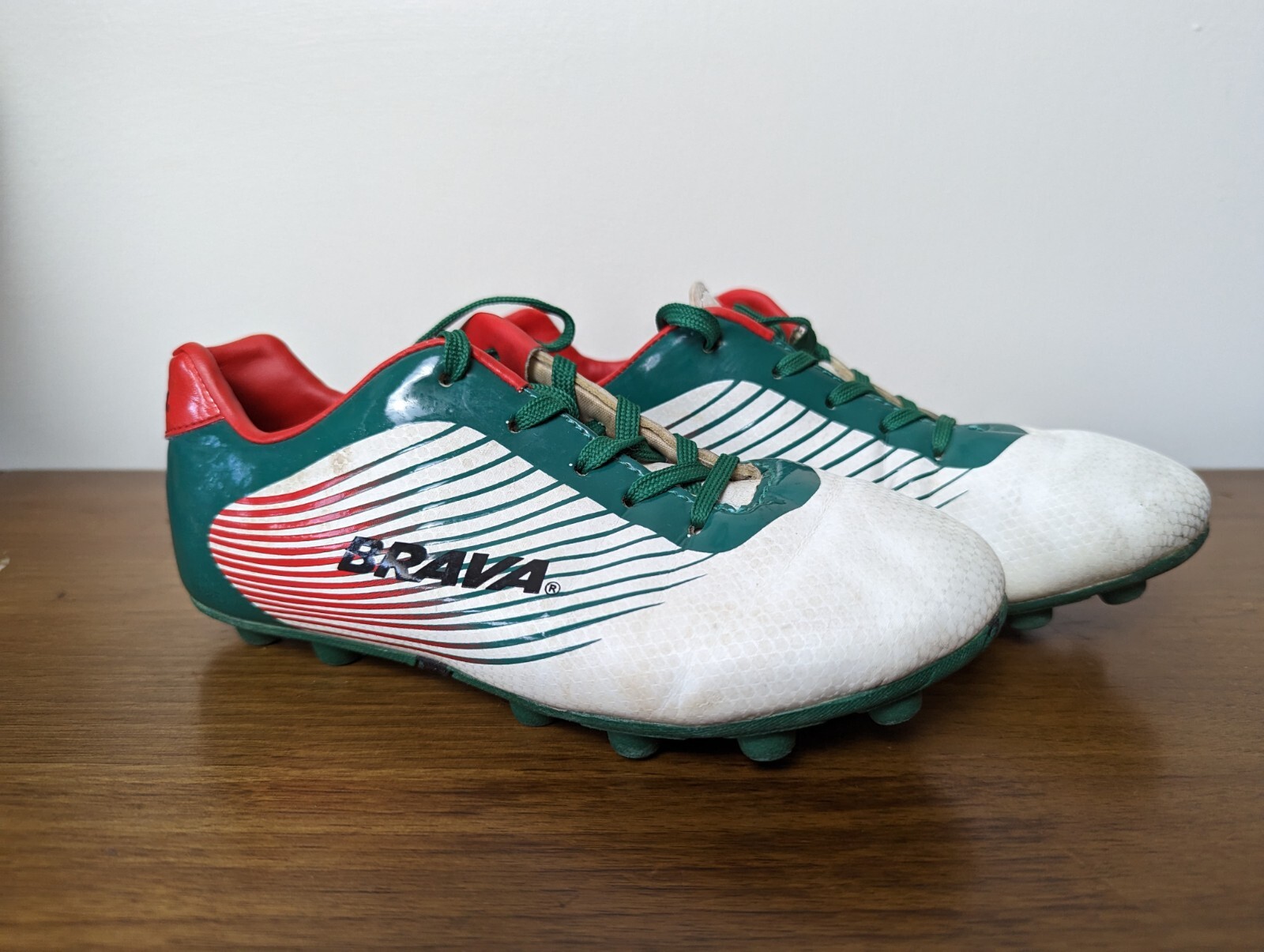 Brava Soccer Cleats Boys 2D 155822 White Green Red Academy Youth | eBay