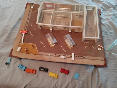 VINTAGE 1964 Magnetic Service Station Car Wash Toy A Child Guidance Toy ...