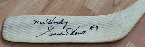 UDA Gordie Howe Signed Detroit Red Wings Hockey Stick HOF Autograph ...