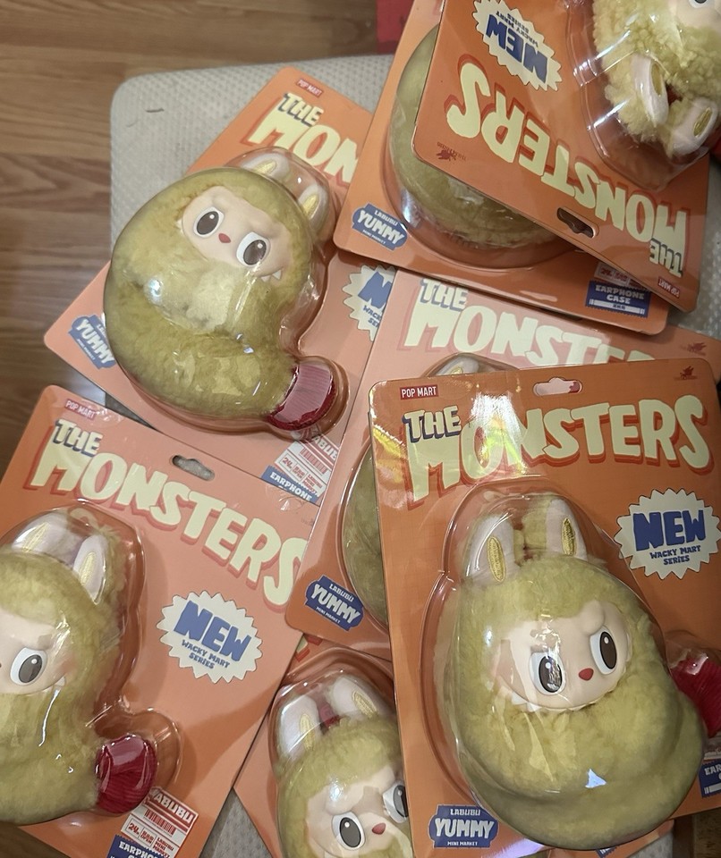 (US) Authentic - Popmart- Labubu - Wacky Mart Shrimp Tempura Earphone ...