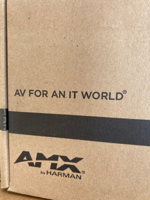 AMX Modero G5 MT-702 7.5" Class (7" viewable) LED-backlit LCD display ...