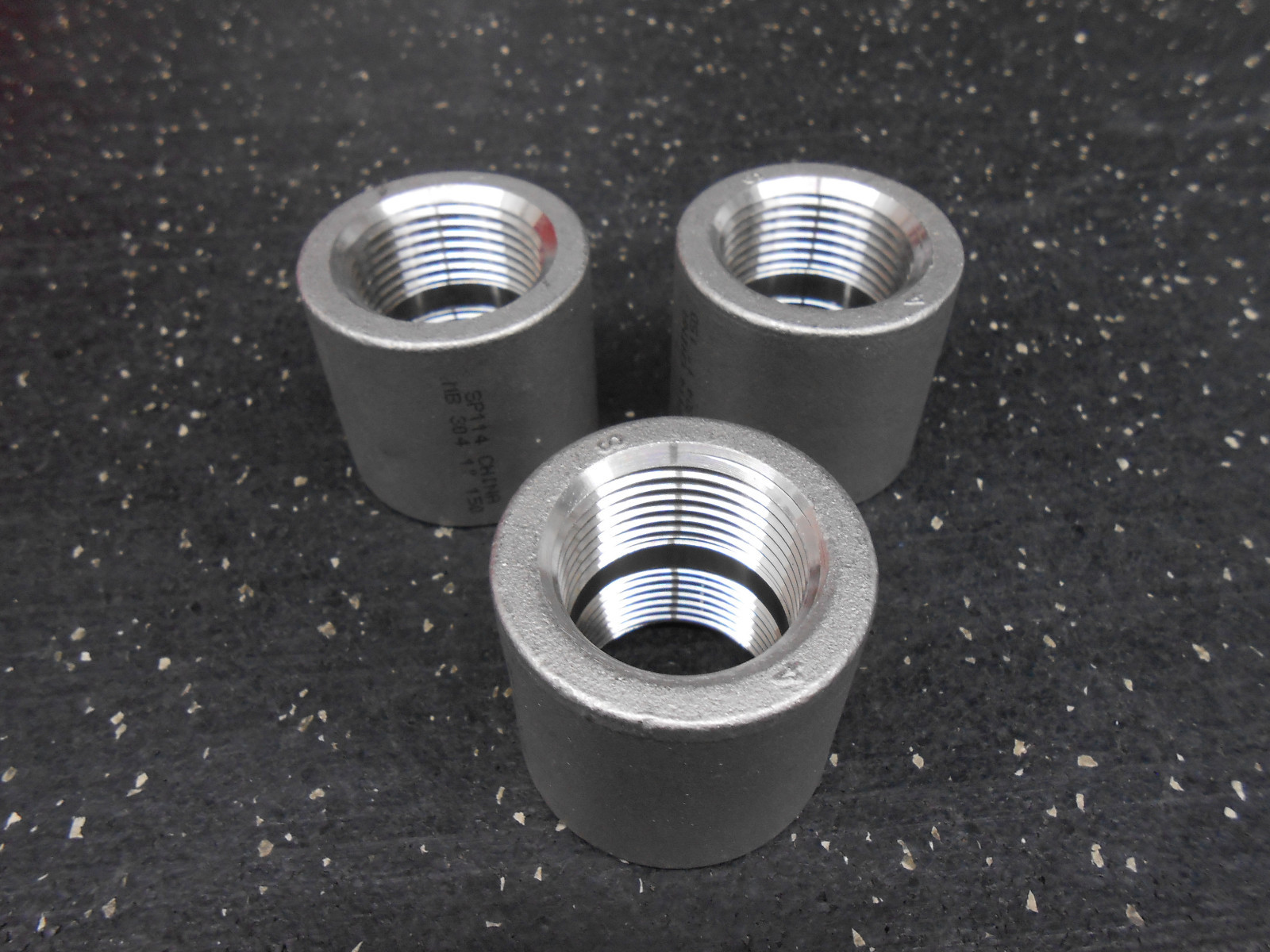 LOT OF 3 STAINLESS STEEL MB-304 SP114 150-1" FNPT PIPE COUPLING | eBay