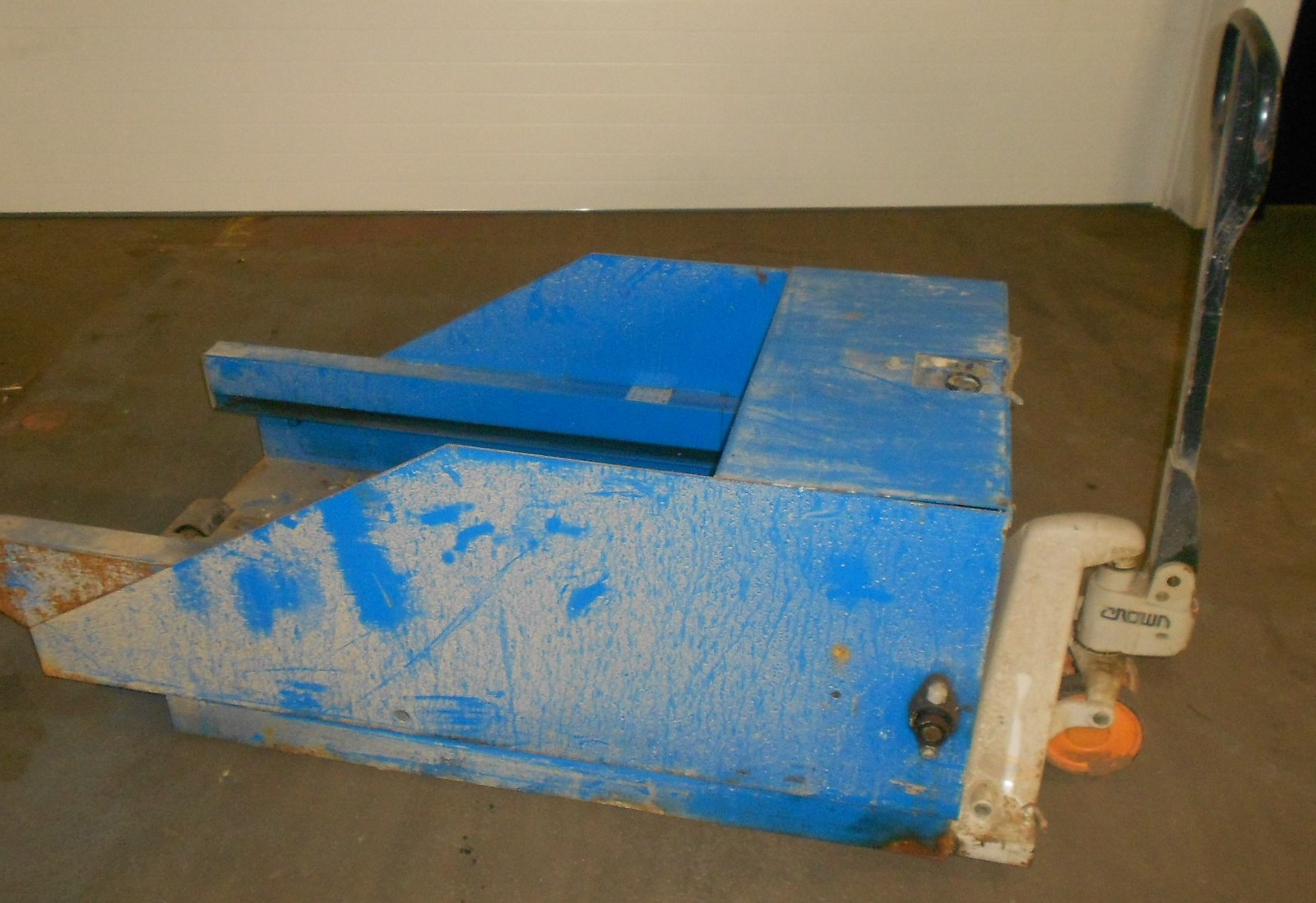 Enersys Battery Fork Truck Pro Series Cap. 2,300Lbs Model # E-EZBT-24 ...