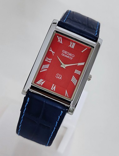 SEIKO TANK Rectangular Red Roman Dial Japanese US Flag Style 27mm ...