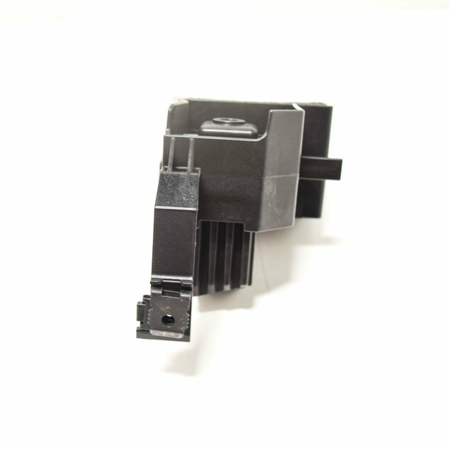 AUDI OEM 2019 A8 Quattro Bumper Components-Mount Bracket Left ...