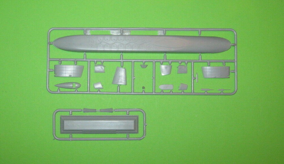 Mikro Mir 350-027 - 1/350 USS "Daniel Webster" (SSN-626), scale model ...