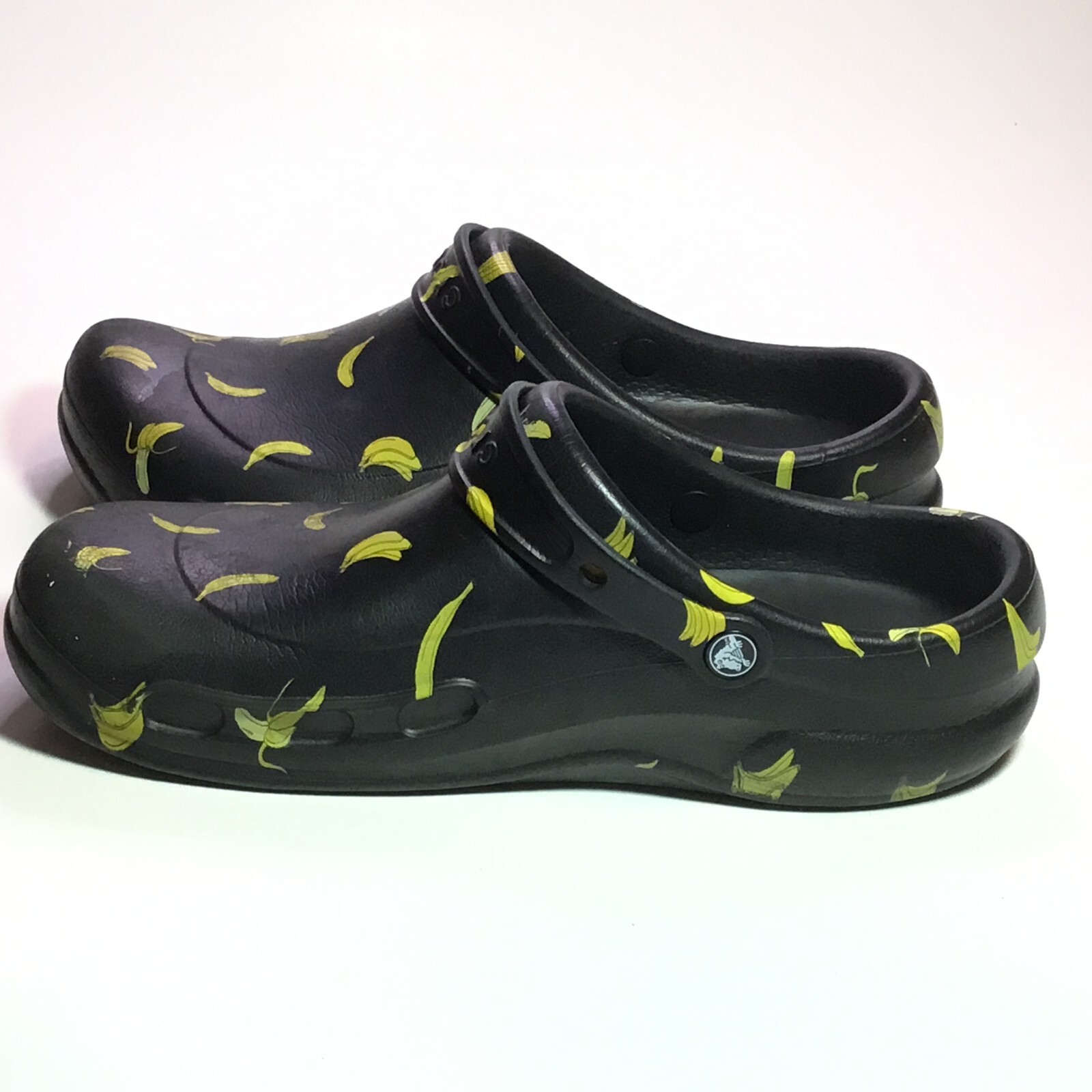 Crocs Bistro Graphic Clog Banana Work Shoes Men's Size 12 Comfort Slip ...