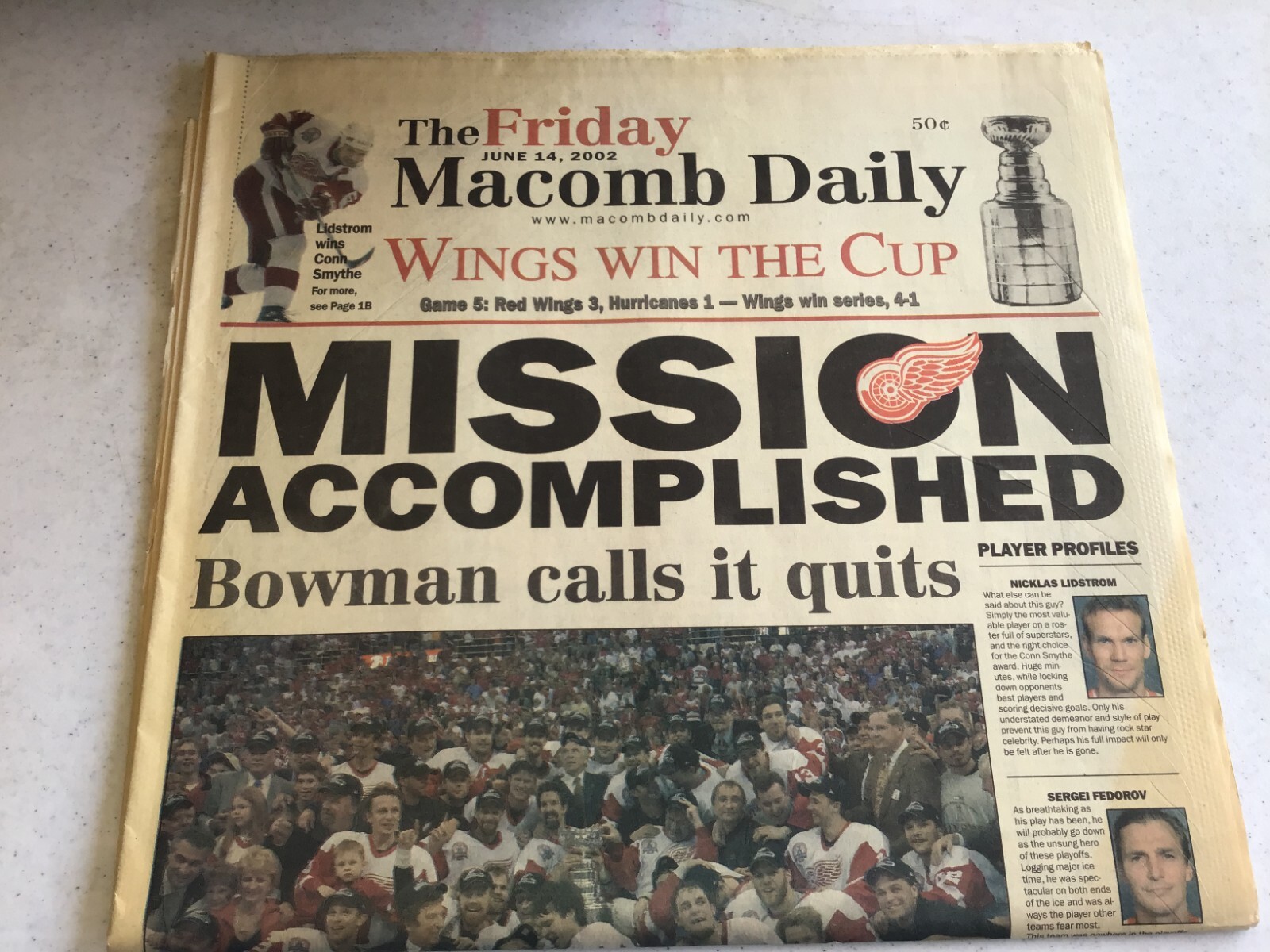 2000 Red Wings Stanley Cup Lot of 2 Newspapers Detroit Free Press ...