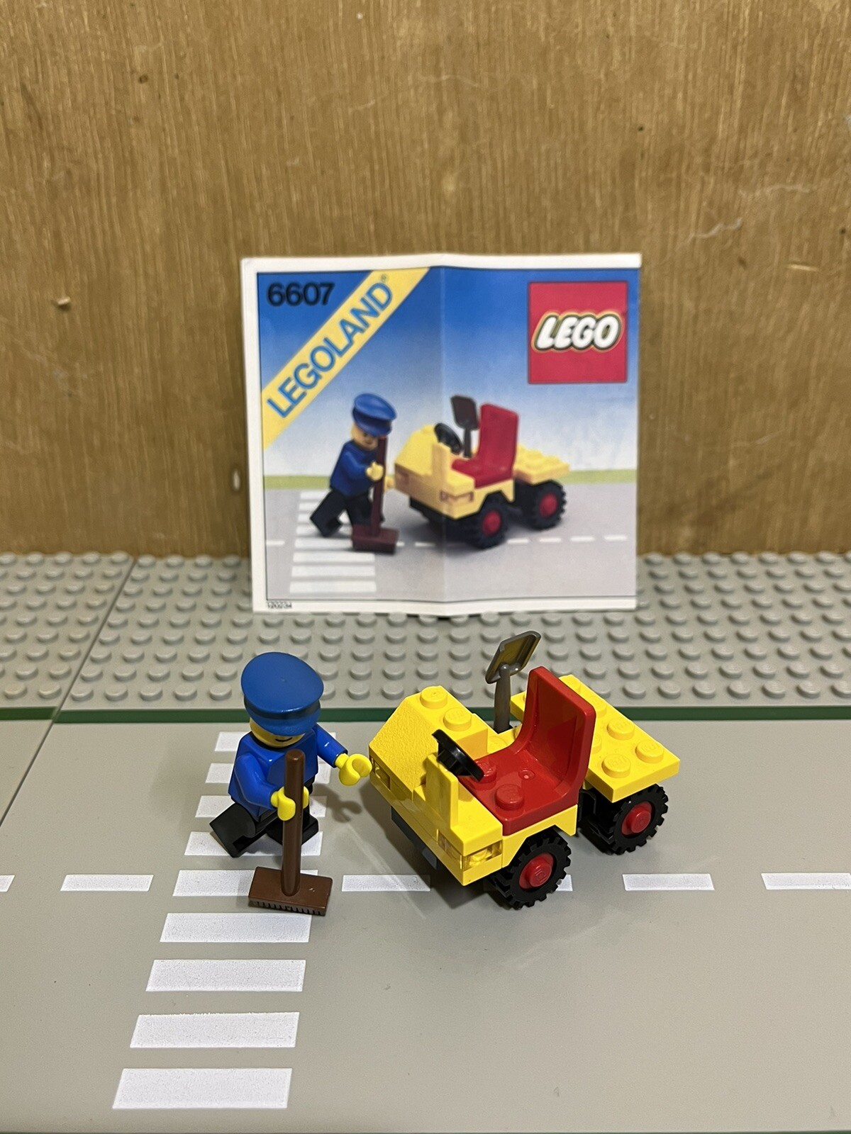 LEGO Town: Service Truck (6607) | eBay