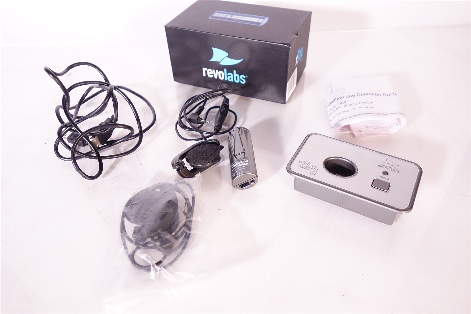 Revolabs 02-XTAGMIC XTAG 02-DSKMINA-D Charger + Microphone Good ...