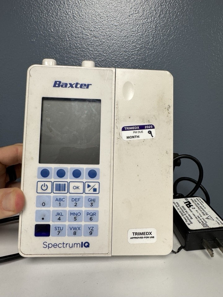 Baxter Spectrum IQ Infusion Pump With Batter And Pole Clamp | eBay