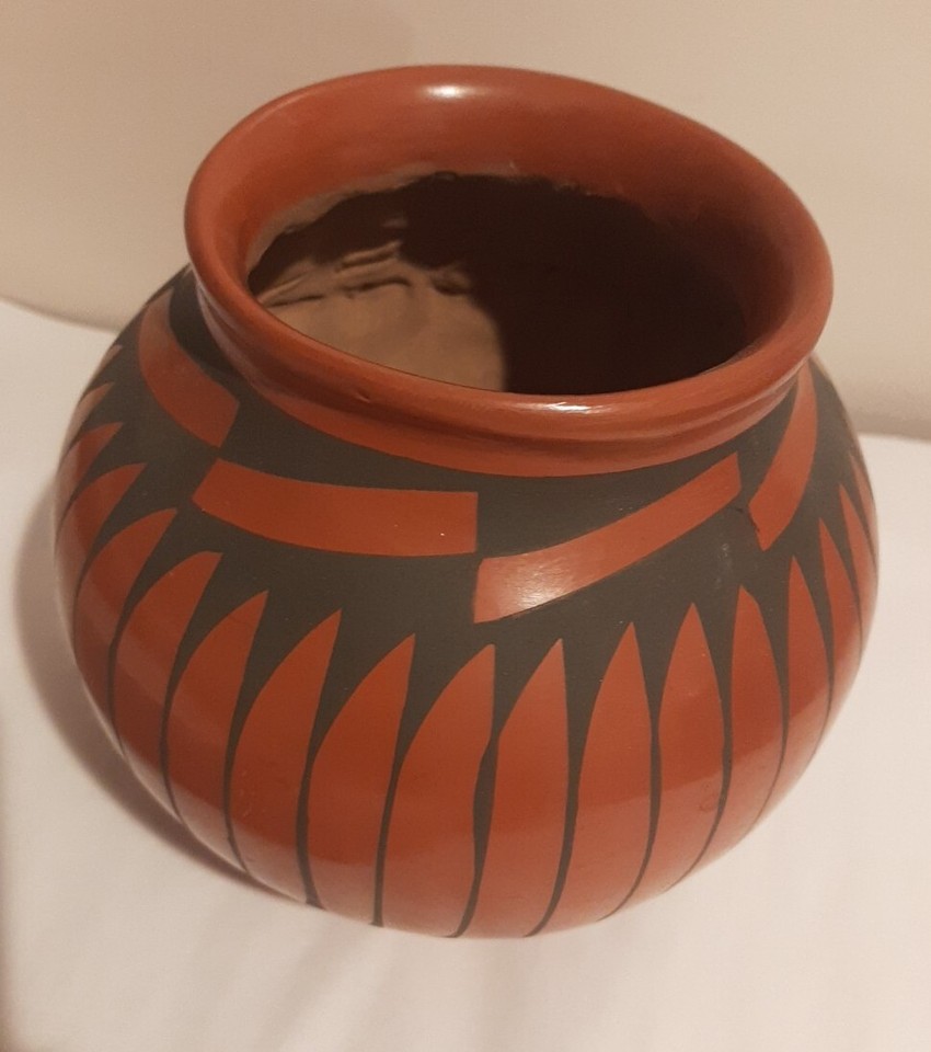 Mata Ortiz Burnished Hand Coiled Clay Fired Olla Signed Mario Olivas | eBay