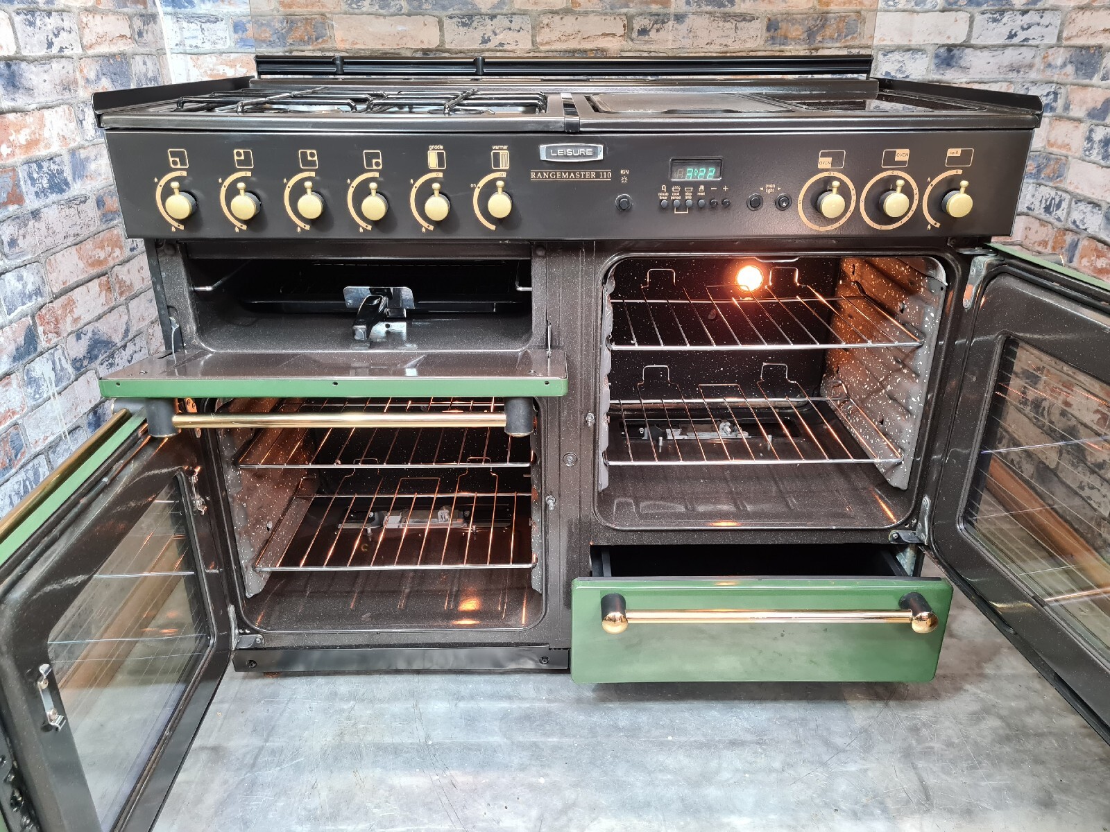 Leisure Rangemaster 110 All Gas Green(read description) - DELIVERY ...