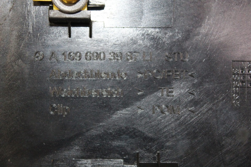 2010 MERCEDES W245 B180 Left Wing Mirror Triangle Cover Trim ...