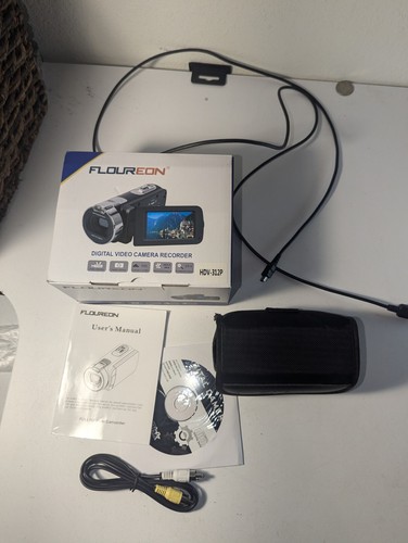 Floureon HD Camcorder Black W 24mp Stills / TESTED / Comes With Charger ...