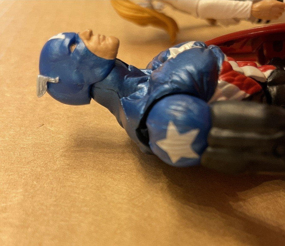 Marvel Legends lot Bucky Cap/Captain America & Sharon Carter, loose ...