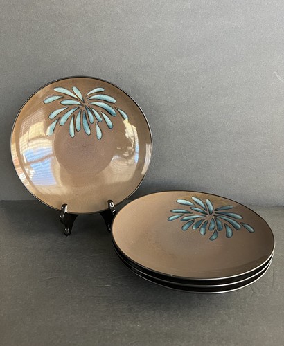 Set of 4 Pier 1 BLUE MUM Stoneware Off Center On Brown 11.25” Dinner Plate | eBay