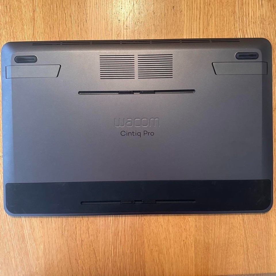 Wacom Cintiq Pro 16 Inch DTH-1620/K0 Pro Graphic LCD Pen Tablet Black ...