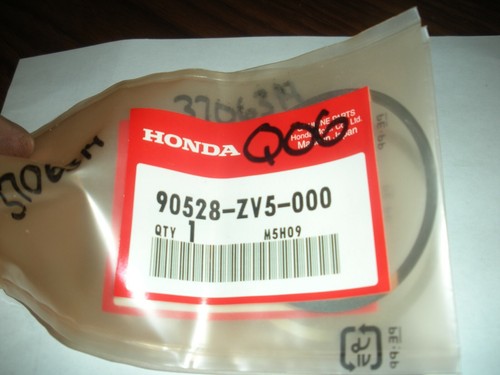 NEW HONDA OEM Outboard 90528-ZV5-000 SHIM (51X57X0.10) | eBay