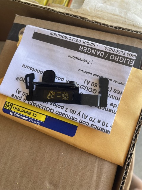 2 Square D QO2PAF Circuit Breaker CB Handle Padlock Attachment for sale ...