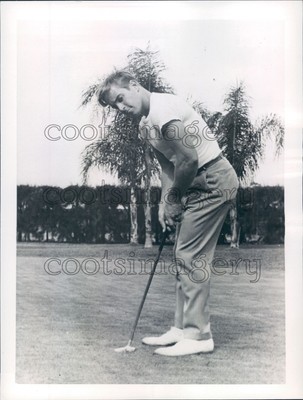 1941 Handsome Golfer Frank Stranahan Putting in Orlando 1940s Press ...