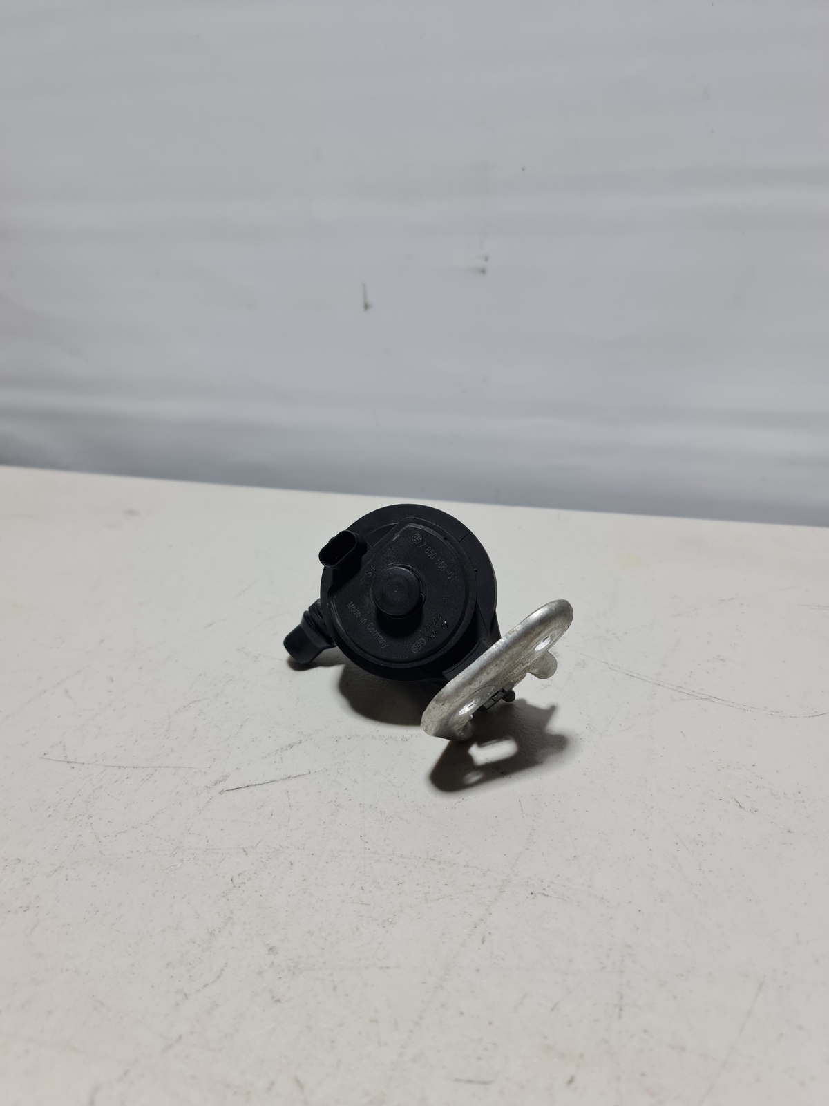 2015-2020 BMW 11-51-7-850-568 BMW 11517850568 Engine Water Pump 7850568 ...