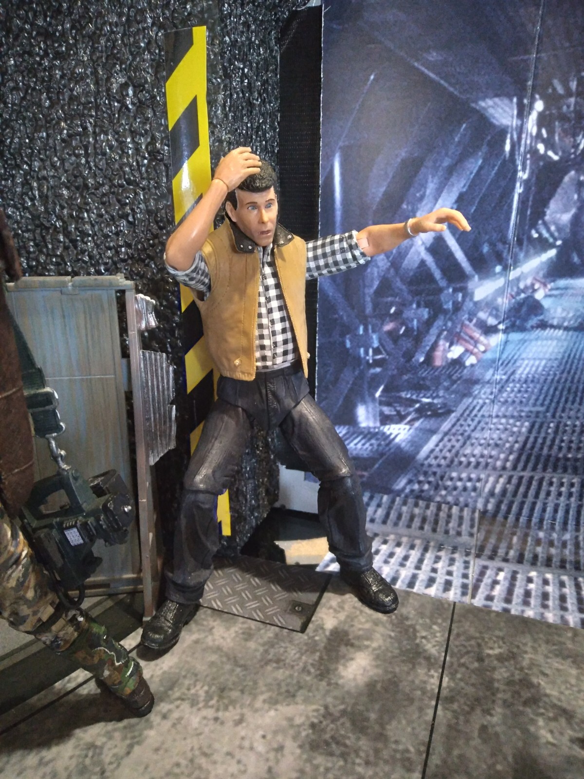 NECA ALIENS HUGE LOT DIORAMA RIPLEY,NEWT,HICKS,HUDSON,QUEEN, XENOMORP U ...