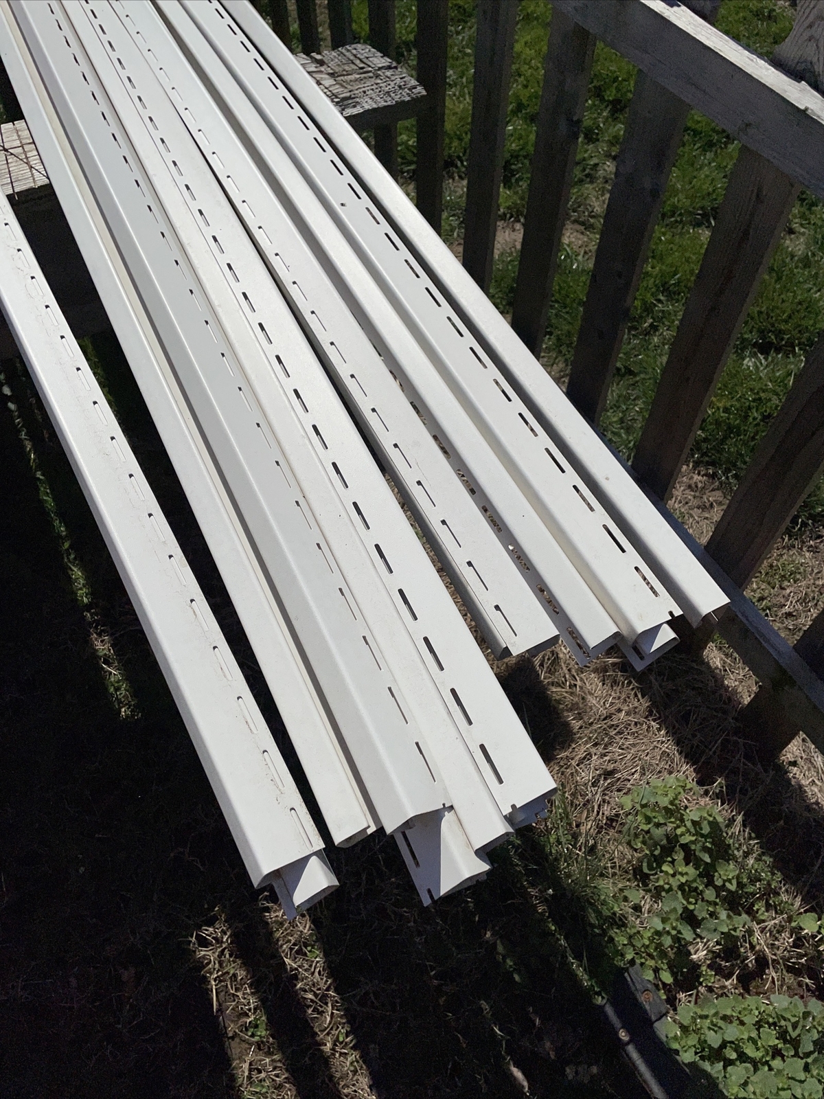 White /Herringbone vinyl J channel,unmarked. 1”x 1”x1 3/4”. | eBay